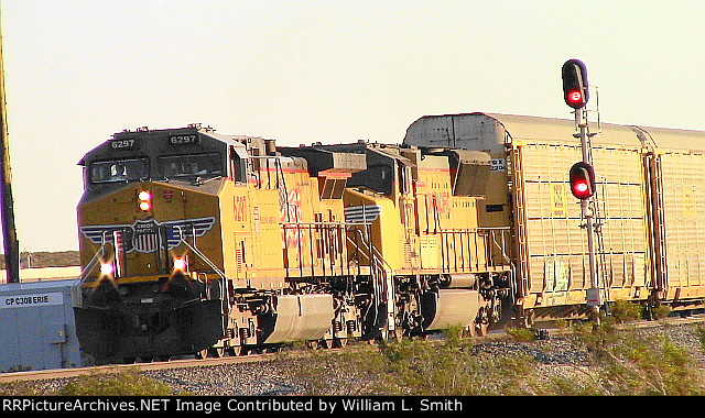 WB Unit Vehicular Flat Frt at Erie NV -2